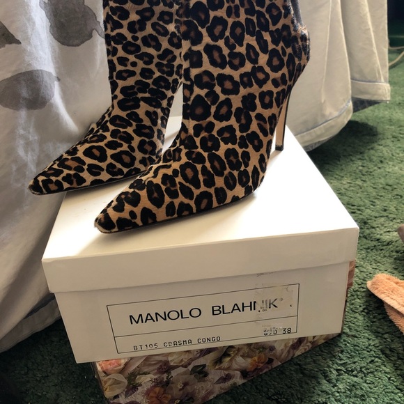Manolo Blahnik | Shoes | Manolo Blahnik Pony Hair Leopard Print Size 8 ...